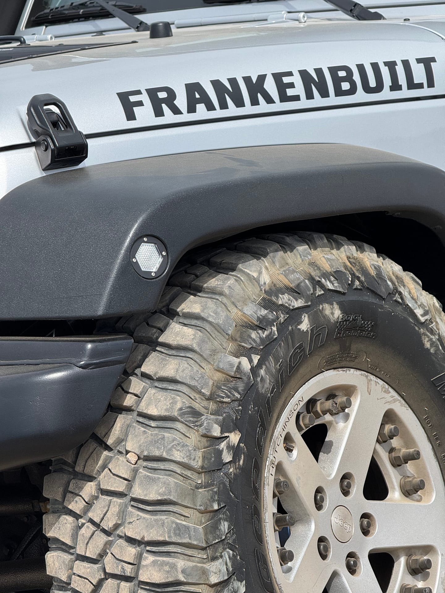 JK Fender flare S1 Work Scene - FRANKENBUILT
